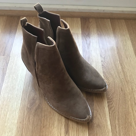 Cape Robbin | Shoes | Cape Robbin Split Side Booties Maple Khaki | Poshmark